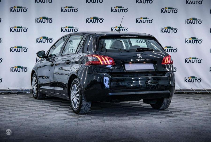 Melns Peugeot 308 2019 Kauņa, ar dzinēja tilpumu 1.20 L un nobraukumu 150 tūkst. km par 5900 €, foto 5 vietnē AUTOMOTO.COM.LV