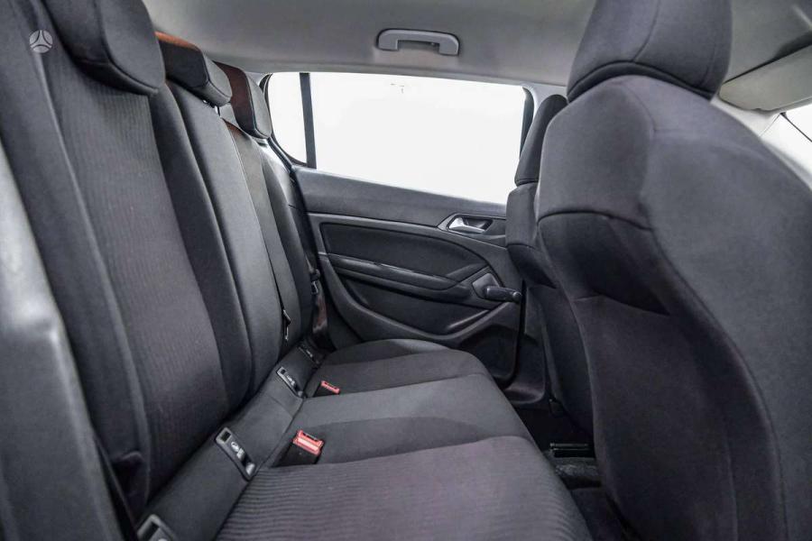 Melns Peugeot 308 2019 Kauņa, ar dzinēja tilpumu 1.20 L un nobraukumu 150 tūkst. km par 5900 €, foto 11 vietnē AUTOMOTO.COM.LV