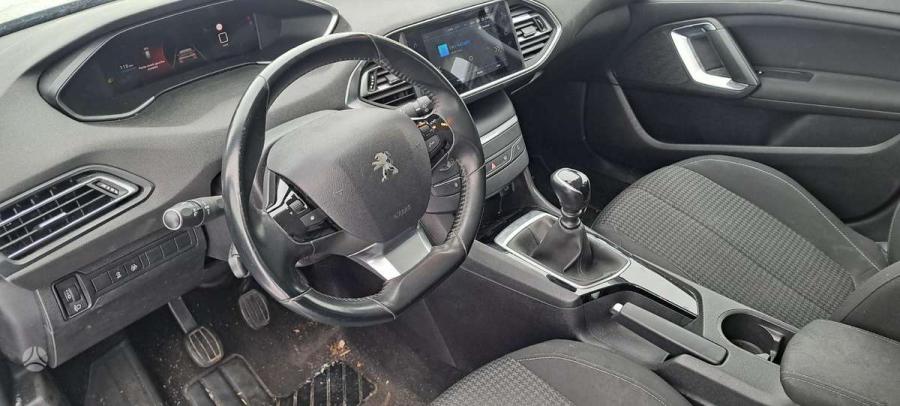 Melns Peugeot 308 2020 Tauragė, ar dzinēja tilpumu 1.50 L un nobraukumu 290 tūkst. km par 4900 €, foto 5 vietnē AUTOMOTO.COM.LV