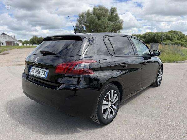 Melns Peugeot 308 2021 Tauragė, ar dzinēja tilpumu 1.20 L un nobraukumu 29 tūkst. km par 8500 €, foto 5 vietnē AUTOMOTO.COM.LV