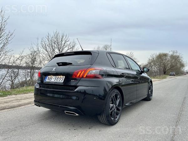Melns Peugeot 308 2022 Ogre, ar dzinēja tilpumu 1.20 L un nobraukumu 18 tūkst. km par 3300 €, foto 4 vietnē AUTOMOTO.COM.LV