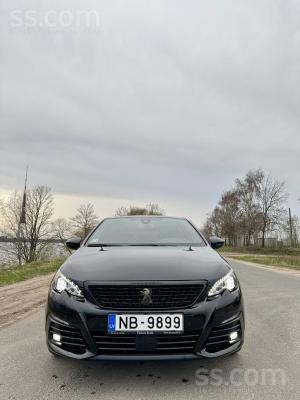 Black Peugeot 308 2022 in Ogre, with an engine capacity of 1.20 L and mileage of 18 thousand km for 3300 €, photo 6 on AUTOMOTO.COM.LV