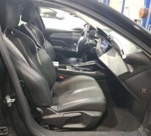 Melns Peugeot 308 2022 Viļņa, ar dzinēja tilpumu 1.20 L un nobraukumu 159 tūkst. km par 12099 €, foto 8 vietnē AUTOMOTO.COM.LV
