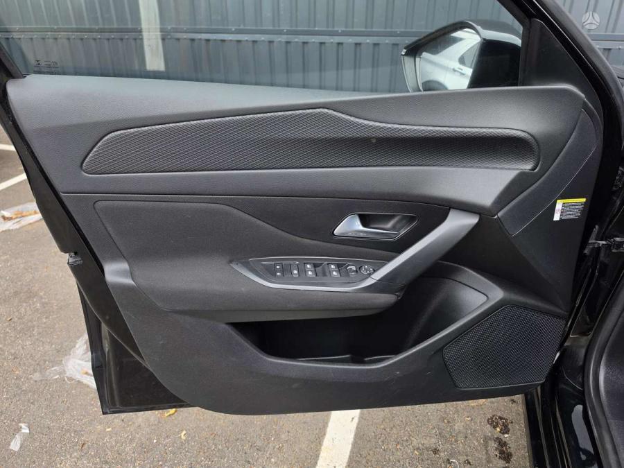 Melns Peugeot 308 2022 Kauņa, ar dzinēja tilpumu 1.20 L un nobraukumu 183 tūkst. km par 6400 €, foto 20 vietnē AUTOMOTO.COM.LV