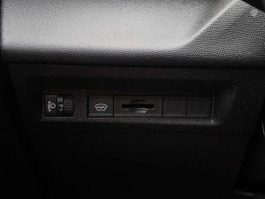 Melns Peugeot 308 2022 Kauņa, ar dzinēja tilpumu 1.20 L un nobraukumu 183 tūkst. km par 6400 €, foto 29 vietnē AUTOMOTO.COM.LV