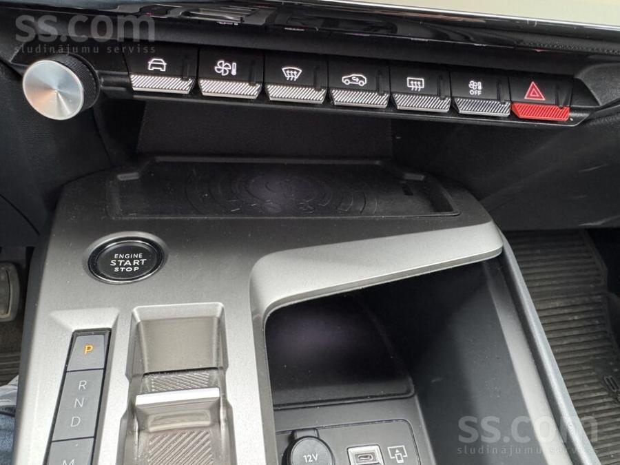 Melns Peugeot 308 2023 Rīga, ar dzinēja tilpumu 1.20 L un nobraukumu 19 tūkst. km par 19580 €, foto 15 vietnē AUTOMOTO.COM.LV
