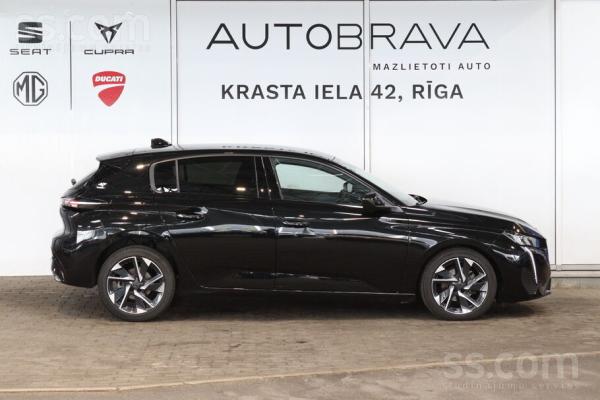 Peugeot 308 2023 Rīga vietnē Melns Peugeot 308 2023 Rīga, ar dzinēja tilpumu 1.20 L un nobraukumu 23 tūkst. km par 18490 €, foto 6 vietnē AUTOMOTO.COM.LV