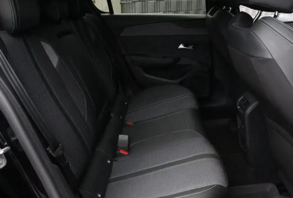 Peugeot 308 2023 Rīga vietnē Melns Peugeot 308 2023 Rīga, ar dzinēja tilpumu 1.20 L un nobraukumu 23 tūkst. km par 18490 €, foto 10 vietnē AUTOMOTO.COM.LV