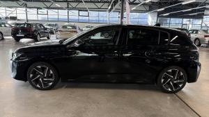Melns Peugeot 308 2024 Rīga, ar dzinēja tilpumu 1.20 L un nobraukumu 42 tūkst. km par 2350000 €, foto  vietnē AUTOMOTO.COM.LV