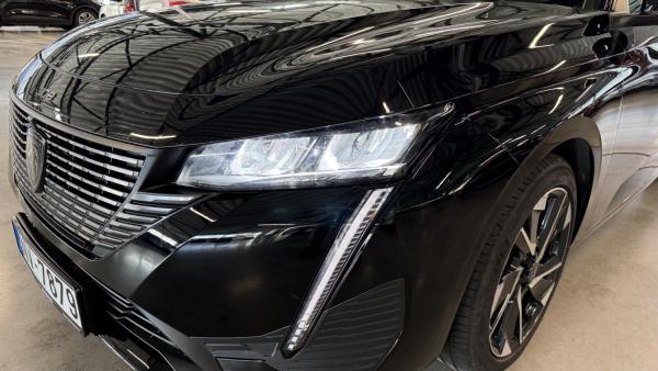 Melns Peugeot 308 2024 Rīga, ar dzinēja tilpumu 1.20 L un nobraukumu 42 tūkst. km par 2350000 €, foto 7 vietnē AUTOMOTO.COM.LV