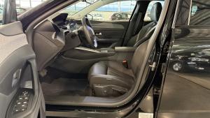Melns Peugeot 308 2024 Rīga, ar dzinēja tilpumu 1.20 L un nobraukumu 42 tūkst. km par 2350000 €, foto 10 vietnē AUTOMOTO.COM.LV