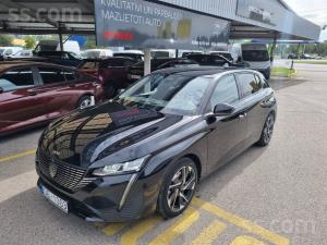 Melns Peugeot 308 2025 Rīga, ar dzinēja tilpumu 1.50 L un nobraukumu 35 tūkst. km par 22600 €, foto  vietnē AUTOMOTO.COM.LV