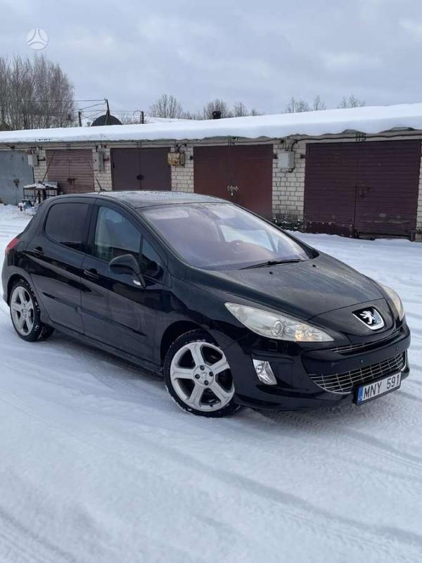 Black Peugeot 308 2007 in Mazeikiai, with an engine capacity of 1.60 L and mileage of 226 thousand km for 3200 €, photo 1 on AUTOMOTO.COM.LV