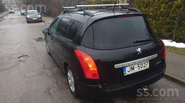 Black Peugeot 308 2009 in Riga, with an engine capacity of 1.60 L and mileage of 377 thousand km for 1200 €, photo 2 on AUTOMOTO.COM.LV