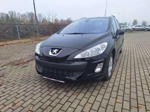 Black Peugeot 308 2010 in Marijampole, with an engine capacity of 1.60 L and mileage of 250 thousand km for 2400 €, photo 3 on AUTOMOTO.COM.LV