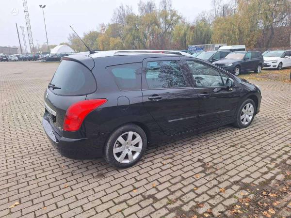 Melns Peugeot 308 2010 Marijampole, ar dzinēja tilpumu 1.60 L un nobraukumu 250 tūkst. km par 2400 €, foto 7 vietnē AUTOMOTO.COM.LV