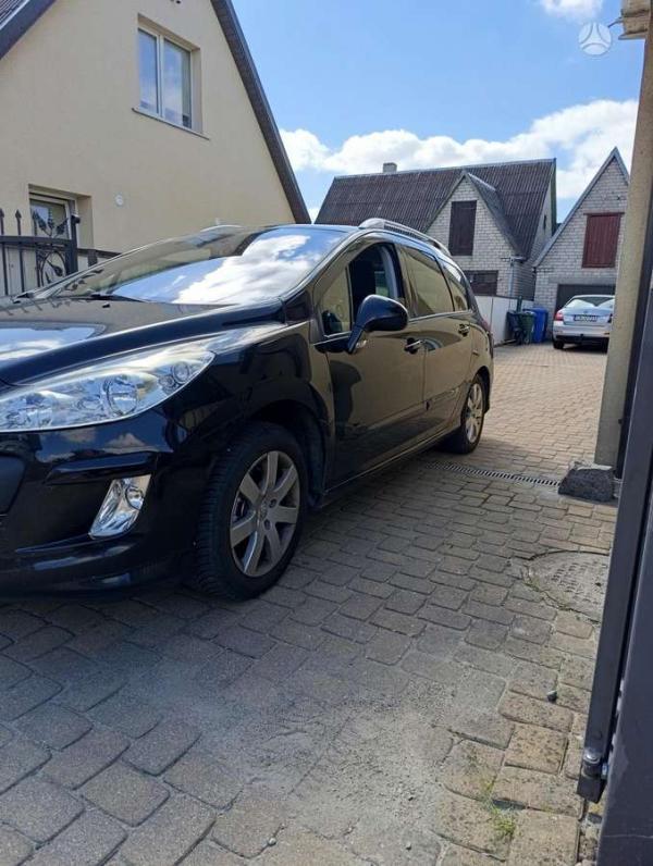 Melns Peugeot 308 2010 Marijampole, ar dzinēja tilpumu 1.60 L un nobraukumu 252 tūkst. km par 2700 €, foto 3 vietnē AUTOMOTO.COM.LV