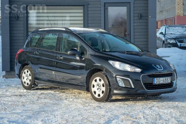 Black Peugeot 308 2012 in Liepaja, with an engine capacity of 1.60 L and mileage of 259 thousand km for 3900 €, photo 4 on AUTOMOTO.COM.LV