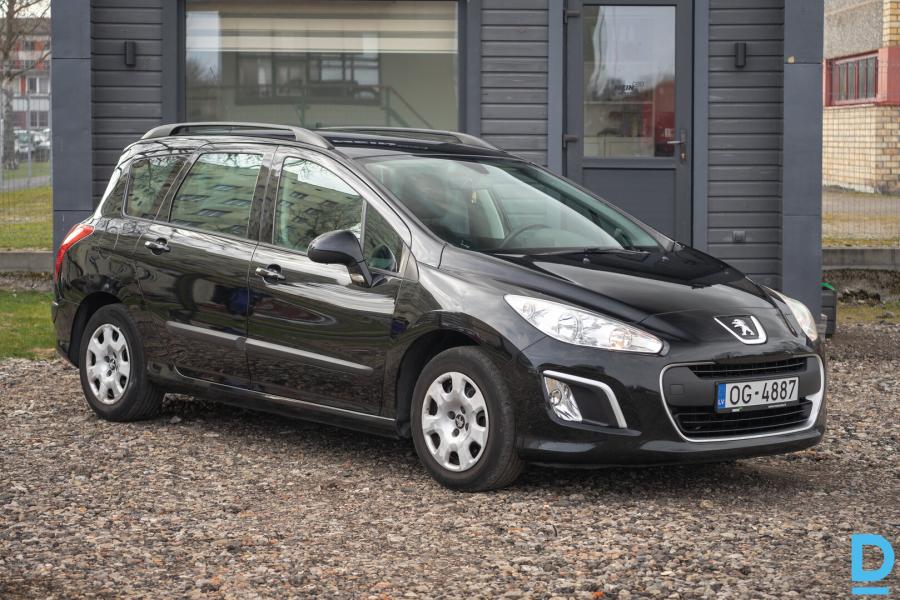 Black Peugeot 308 2012 in Liepaja, with an engine capacity of 1.60 L and mileage of 259 thousand km for 3650 €, photo 1 on AUTOMOTO.COM.LV