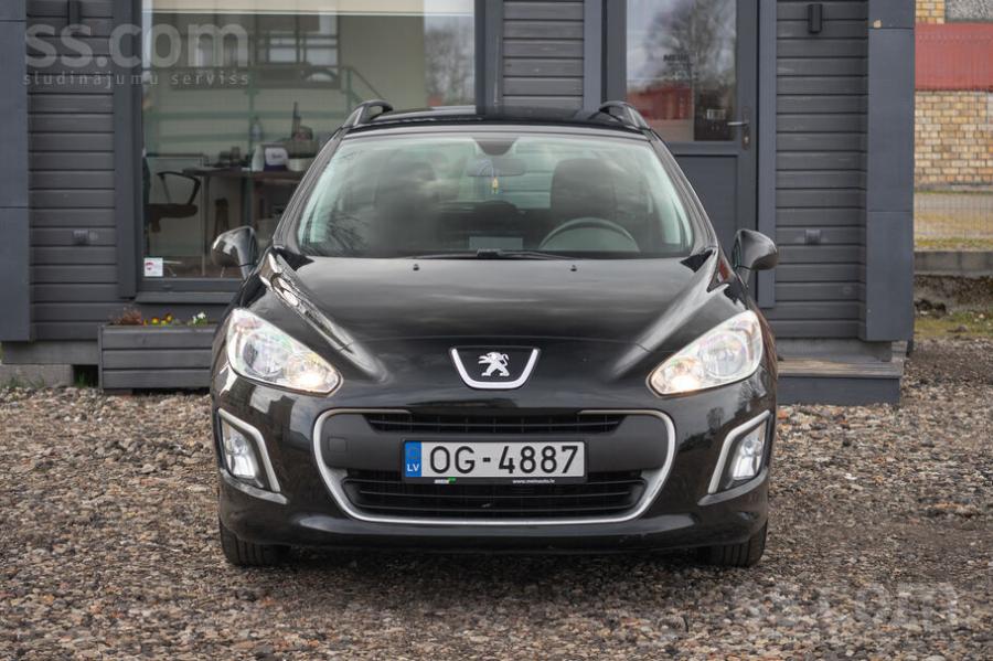 Melns Peugeot 308 2012 Liepāja, ar dzinēja tilpumu 1.60 L un nobraukumu 259 tūkst. km par 3650 €, foto 3 vietnē AUTOMOTO.COM.LV