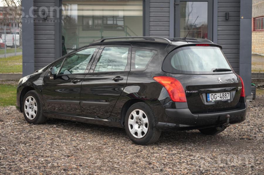 Melns Peugeot 308 2012 Liepāja, ar dzinēja tilpumu 1.60 L un nobraukumu 259 tūkst. km par 3650 €, foto 5 vietnē AUTOMOTO.COM.LV