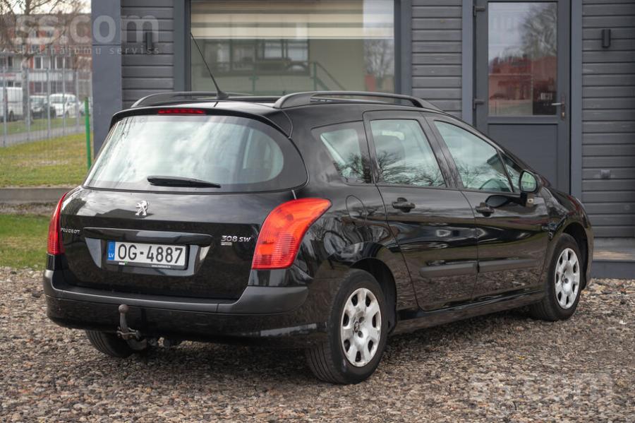Melns Peugeot 308 2012 Liepāja, ar dzinēja tilpumu 1.60 L un nobraukumu 259 tūkst. km par 3650 €, foto 7 vietnē AUTOMOTO.COM.LV
