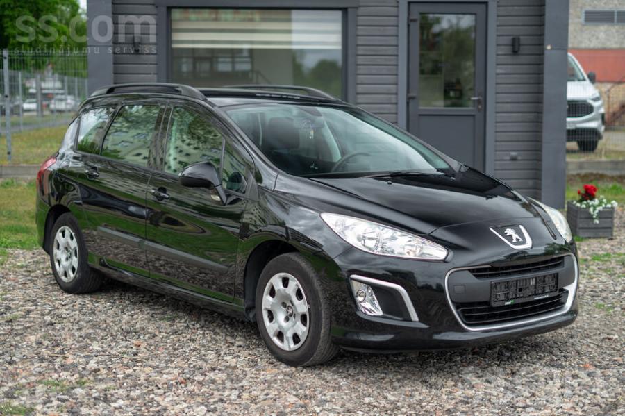 Melns Peugeot 308 2012 Liepāja, ar dzinēja tilpumu 1.60 L un nobraukumu 259 tūkst. km par 3650 €, foto 1 vietnē AUTOMOTO.COM.LV