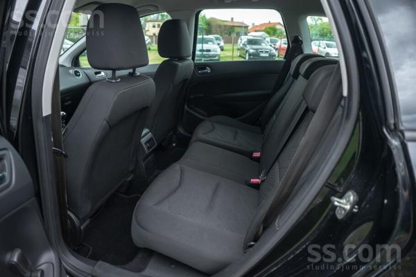 Melns Peugeot 308 2012 Liepāja, ar dzinēja tilpumu 1.60 L un nobraukumu 259 tūkst. km par 3650 €, foto 9 vietnē AUTOMOTO.COM.LV