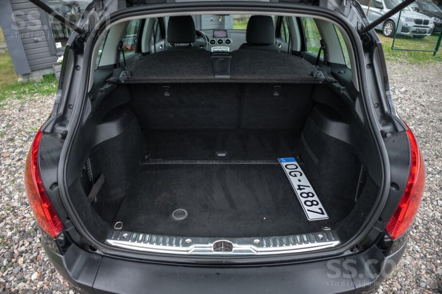 Melns Peugeot 308 2012 Liepāja, ar dzinēja tilpumu 1.60 L un nobraukumu 259 tūkst. km par 3650 €, foto 11 vietnē AUTOMOTO.COM.LV