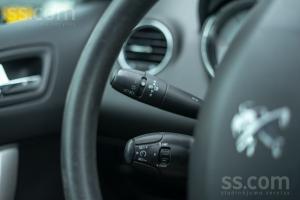 Melns Peugeot 308 2012 Liepāja, ar dzinēja tilpumu 1.60 L un nobraukumu 259 tūkst. km par 3650 €, foto 18 vietnē AUTOMOTO.COM.LV