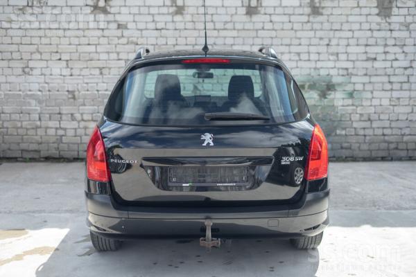 Black Peugeot 308 2012 in Liepaja, with an engine capacity of 1.60 L and mileage of 257 thousand km for 3650 €, photo 3 on AUTOMOTO.COM.LV
