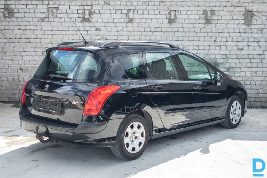 Melns Peugeot 308 2012 Liepāja, ar dzinēja tilpumu 1.60 L un nobraukumu 259 tūkst. km par 3650 €, foto 5 vietnē AUTOMOTO.COM.LV
