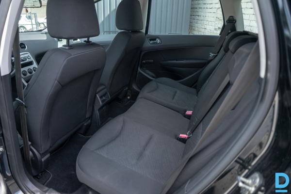 Melns Peugeot 308 2012 Liepāja, ar dzinēja tilpumu 1.60 L un nobraukumu 259 tūkst. km par 3650 €, foto 6 vietnē AUTOMOTO.COM.LV