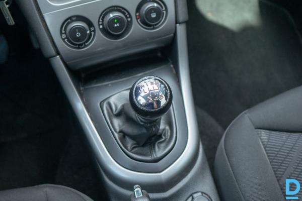 Melns Peugeot 308 2012 Liepāja, ar dzinēja tilpumu 1.60 L un nobraukumu 259 tūkst. km par 3650 €, foto 10 vietnē AUTOMOTO.COM.LV