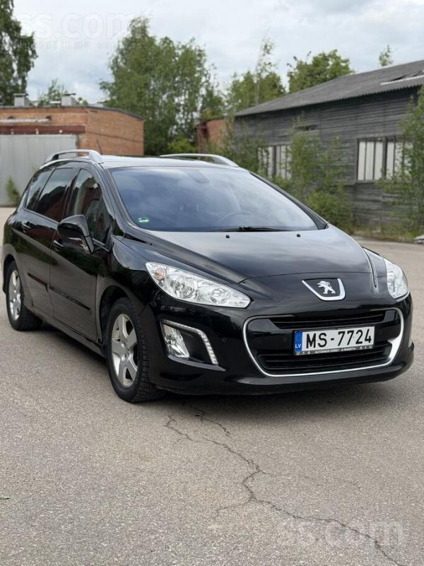 Melns Peugeot 308 2012 Krāslava, ar dzinēja tilpumu 1.90 L un nobraukumu 280 tūkst. km par 2500 €, foto 2 vietnē AUTOMOTO.COM.LV