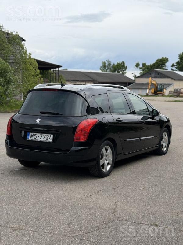 Melns Peugeot 308 2012 Krāslava, ar dzinēja tilpumu 1.90 L un nobraukumu 280 tūkst. km par 2500 €, foto 4 vietnē AUTOMOTO.COM.LV