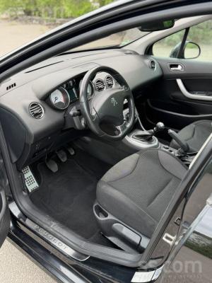 Melns Peugeot 308 2012 Krāslava, ar dzinēja tilpumu 1.90 L un nobraukumu 280 tūkst. km par 2500 €, foto 6 vietnē AUTOMOTO.COM.LV