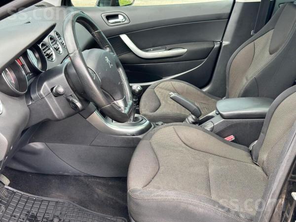 Black Peugeot 308 2013 in Rezekne, with an engine capacity of 1.60 L and mileage of 218 thousand km for 1490 €, photo 9 on AUTOMOTO.COM.LV