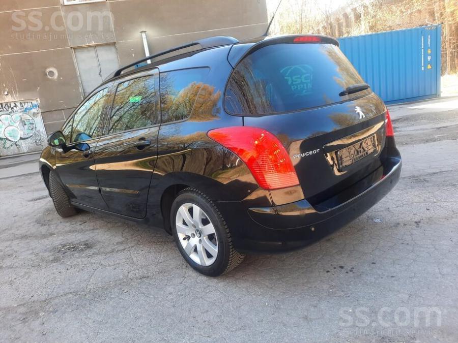 Black Peugeot 308 2013 in Riga, with an engine capacity of 1.60 L and mileage of 174 thousand km for 3350 €, photo 5 on AUTOMOTO.COM.LV
