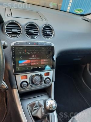 Black Peugeot 308 2013 in Riga, with an engine capacity of 1.60 L and mileage of 174 thousand km for 3350 €, photo 8 on AUTOMOTO.COM.LV