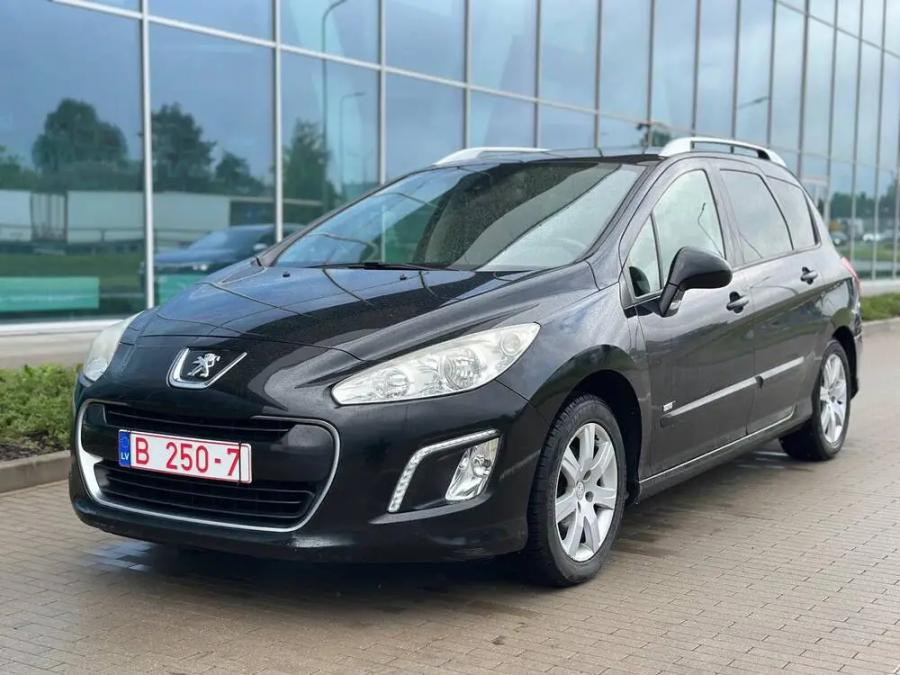 Melns Peugeot 308 2013 Rēzekne, ar dzinēja tilpumu 1.60 L un nobraukumu 218 tūkst. km par 1490 €, foto 3 vietnē AUTOMOTO.COM.LV