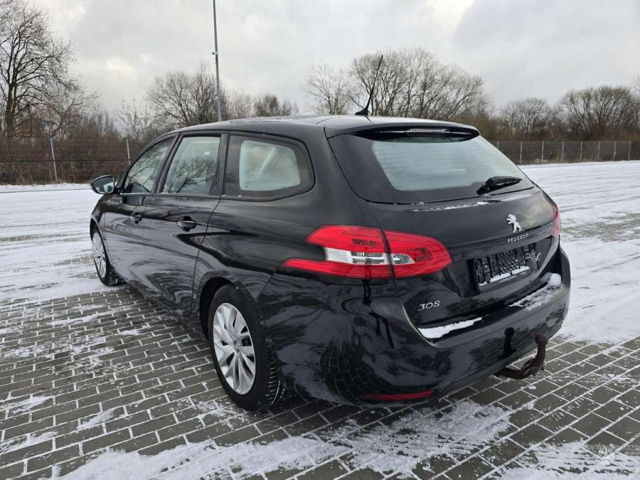 Melns Peugeot 308 2014 Marijampole, ar dzinēja tilpumu 1.56 L un nobraukumu 246 tūkst. km par 3650 €, foto 4 vietnē AUTOMOTO.COM.LV