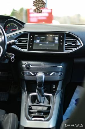 Melns Peugeot 308 2014 Kretinga, ar dzinēja tilpumu 2.00 L un nobraukumu 214 tūkst. km par 6250 €, foto 17 vietnē AUTOMOTO.COM.LV