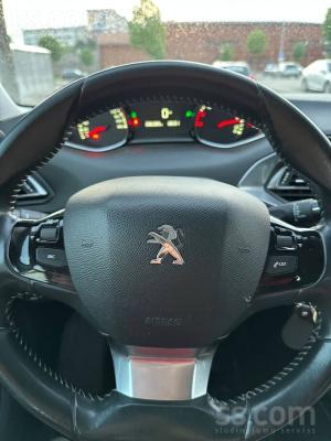 Melns Peugeot 308 2014 Rīga, ar dzinēja tilpumu 1.60 L un nobraukumu 286 tūkst. km par 3950 €, foto 15 vietnē AUTOMOTO.COM.LV
