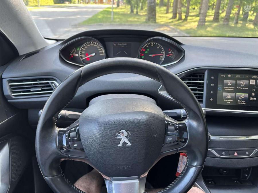 Melns Peugeot 308 2014 Marijampole, ar dzinēja tilpumu 2.00 L un nobraukumu 30 tūkst. km par 3600 €, foto 14 vietnē AUTOMOTO.COM.LV