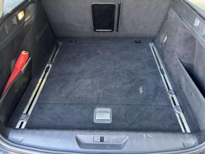Melns Peugeot 308 2014 Marijampole, ar dzinēja tilpumu 2.00 L un nobraukumu 30 tūkst. km par 3600 €, foto 15 vietnē AUTOMOTO.COM.LV