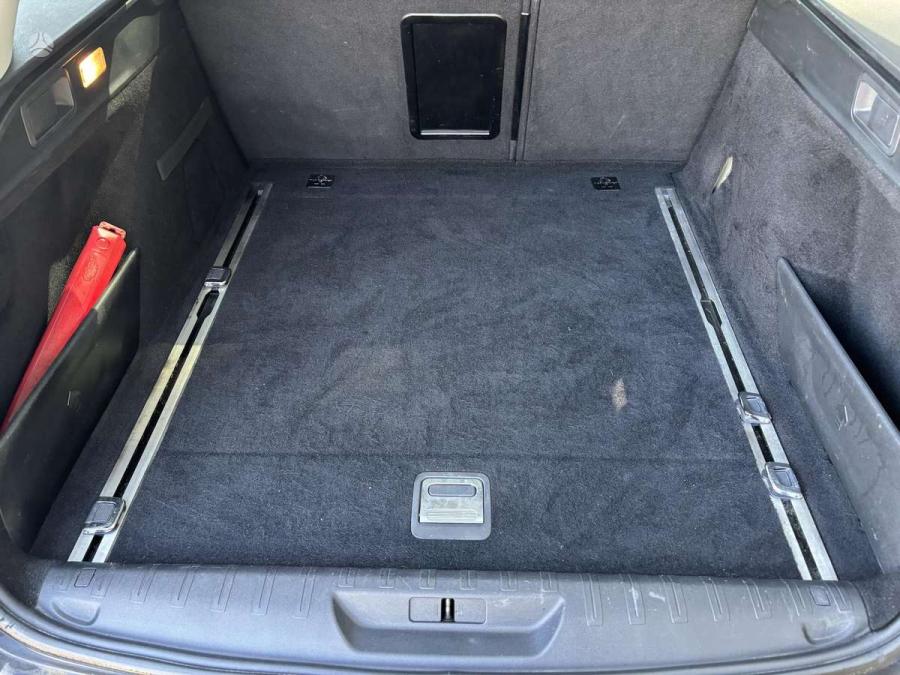 Melns Peugeot 308 2014 Marijampole, ar dzinēja tilpumu 2.00 L un nobraukumu 30 tūkst. km par 3600 €, foto 15 vietnē AUTOMOTO.COM.LV