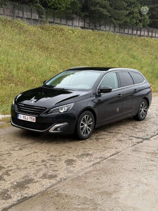 Black Peugeot 308 2014 in Vilnius, with an engine capacity of 1.20 L and mileage of 220 thousand km for 4000 €, photo 1 on AUTOMOTO.COM.LV