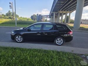 Black Peugeot 308 2014 in Mazeikiai, with an engine capacity of 1.60 L and mileage of 242 thousand km for 3999 €, photo 9 on AUTOMOTO.COM.LV