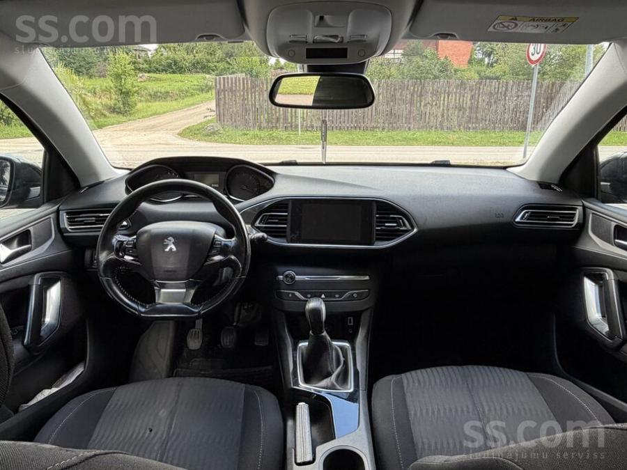 Black Peugeot 308 2014 in Riga, with an engine capacity of 1.60 L and mileage of 305 thousand km for 3450 €, photo 7 on AUTOMOTO.COM.LV